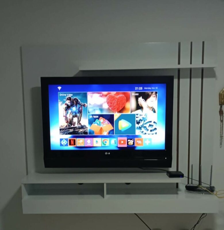 Painel Home Suspenso para TV até 50” Zeus – Branco – Bors – Casa & Kit ...